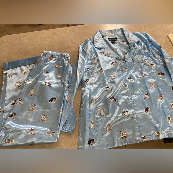 Robert Louis | Intimates & Sleepwear | Robert Louis Silky Pajama Set ...